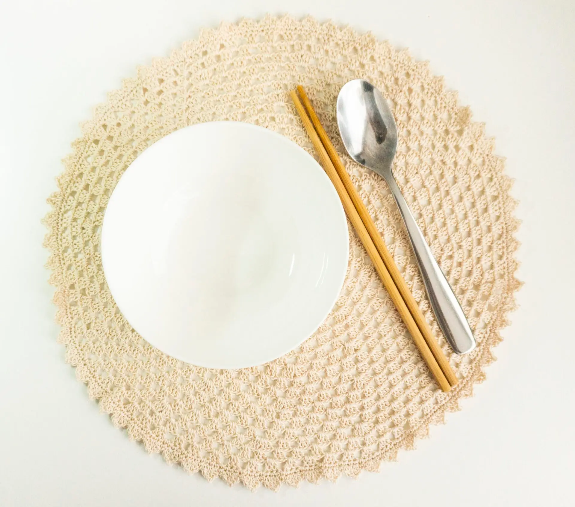 Classic Granny Square Placemat Crochet Free Pattern - Circle - Jess ...