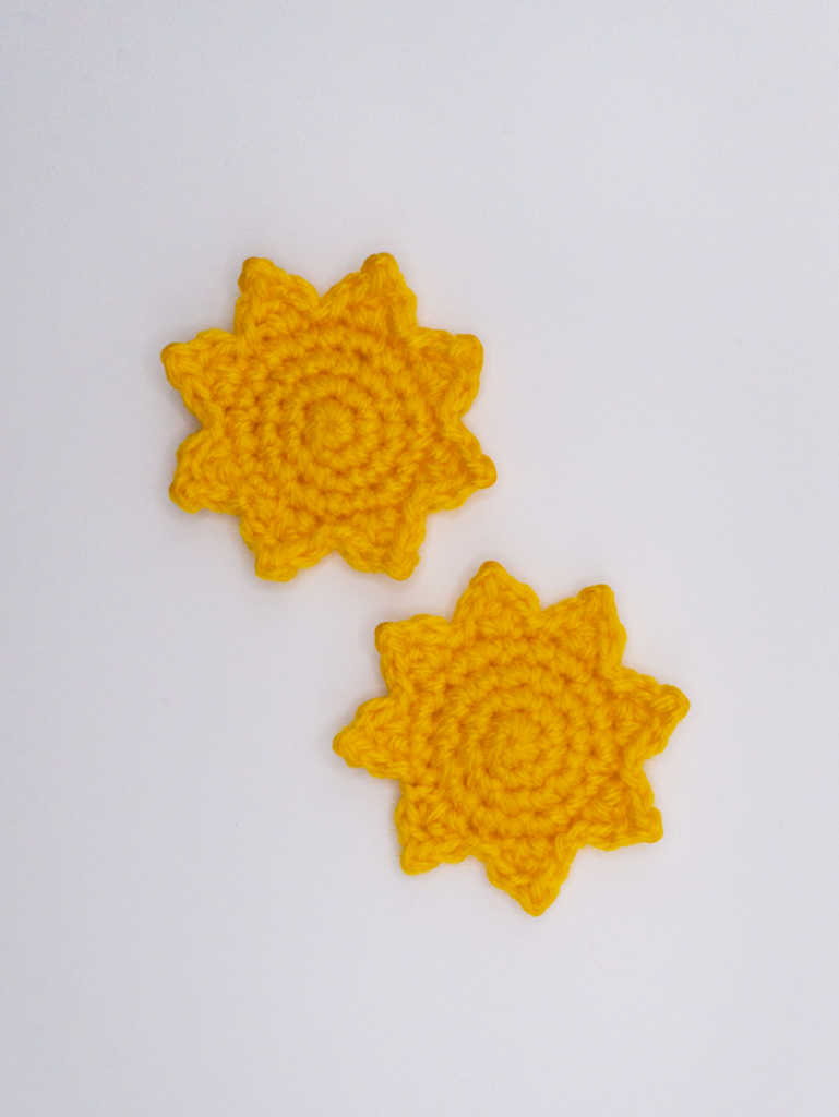Fun Crochet Sun Applique Pattern – Summer Garland Decoration - Jess ...
