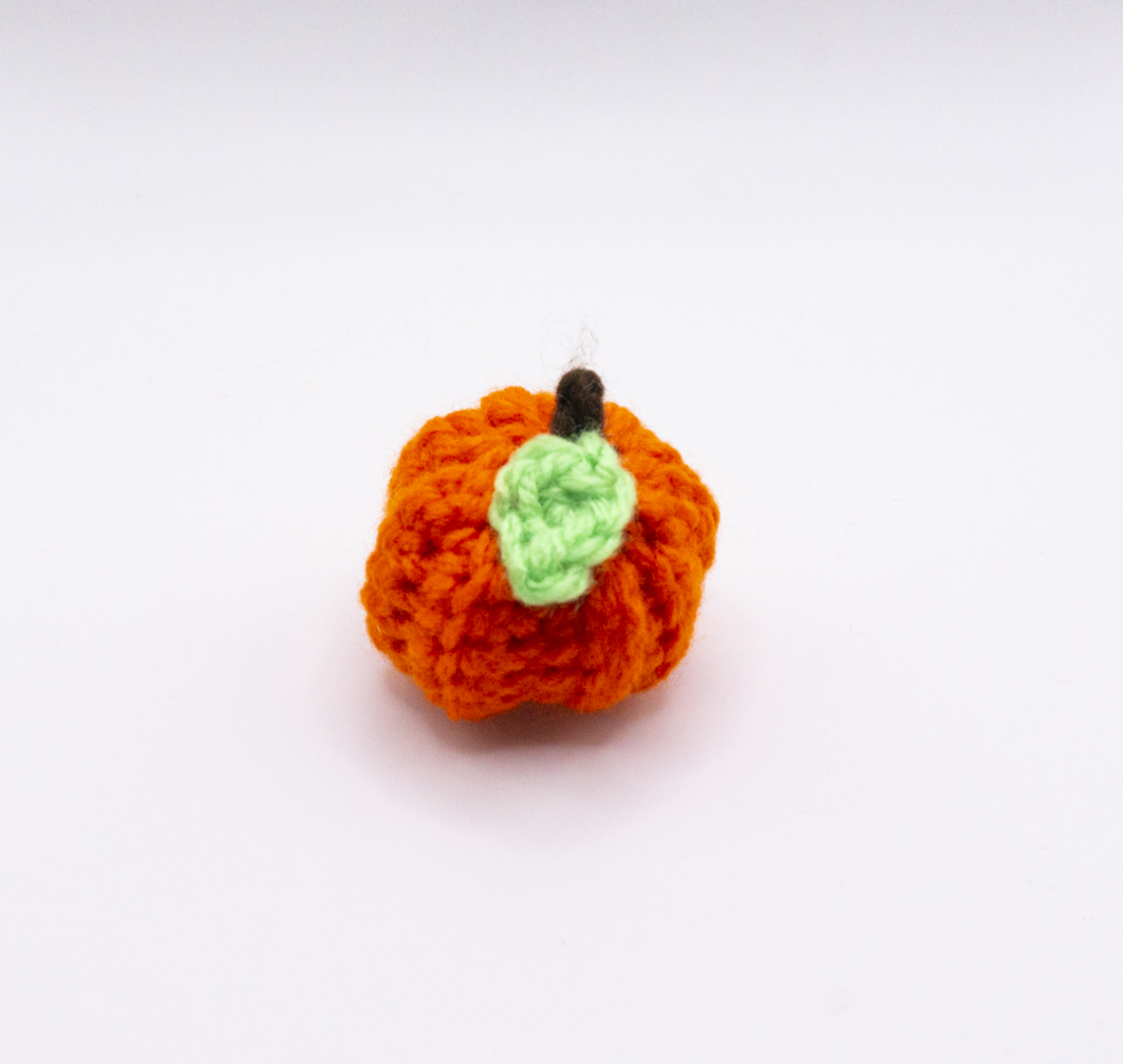Crochet Mini Pumpkin Pattern - Easy Fall Decorations - FREE PATTERN ...