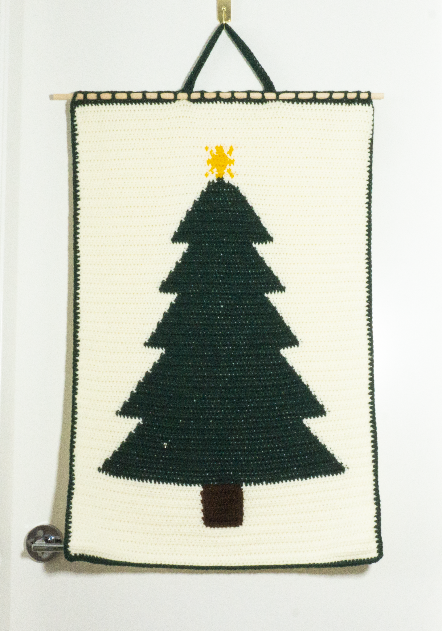 Crochet Advent Calendar - FREE Pattern and Chart - Ornaments Advent ...