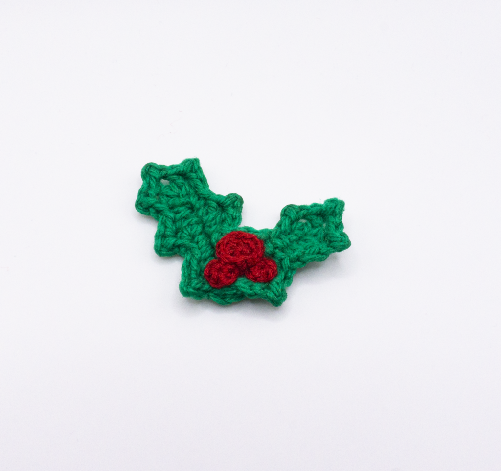 Crochet Holly Applique Pattern - Day 8 of 12 Advent Calendar - FREE ...
