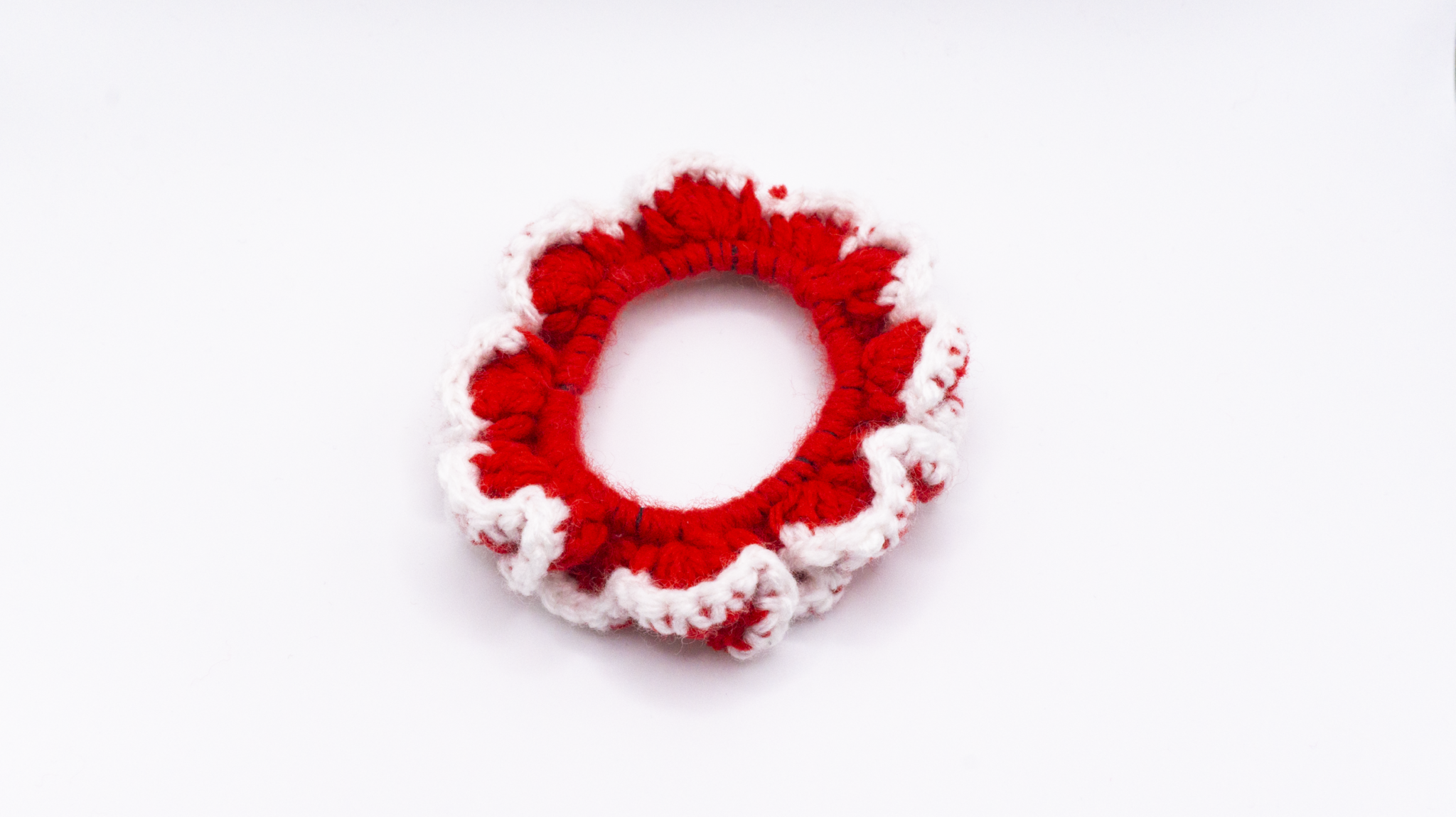 Crochet a Christmas Scrunchie - FREE PATTERN - Jess Crafting