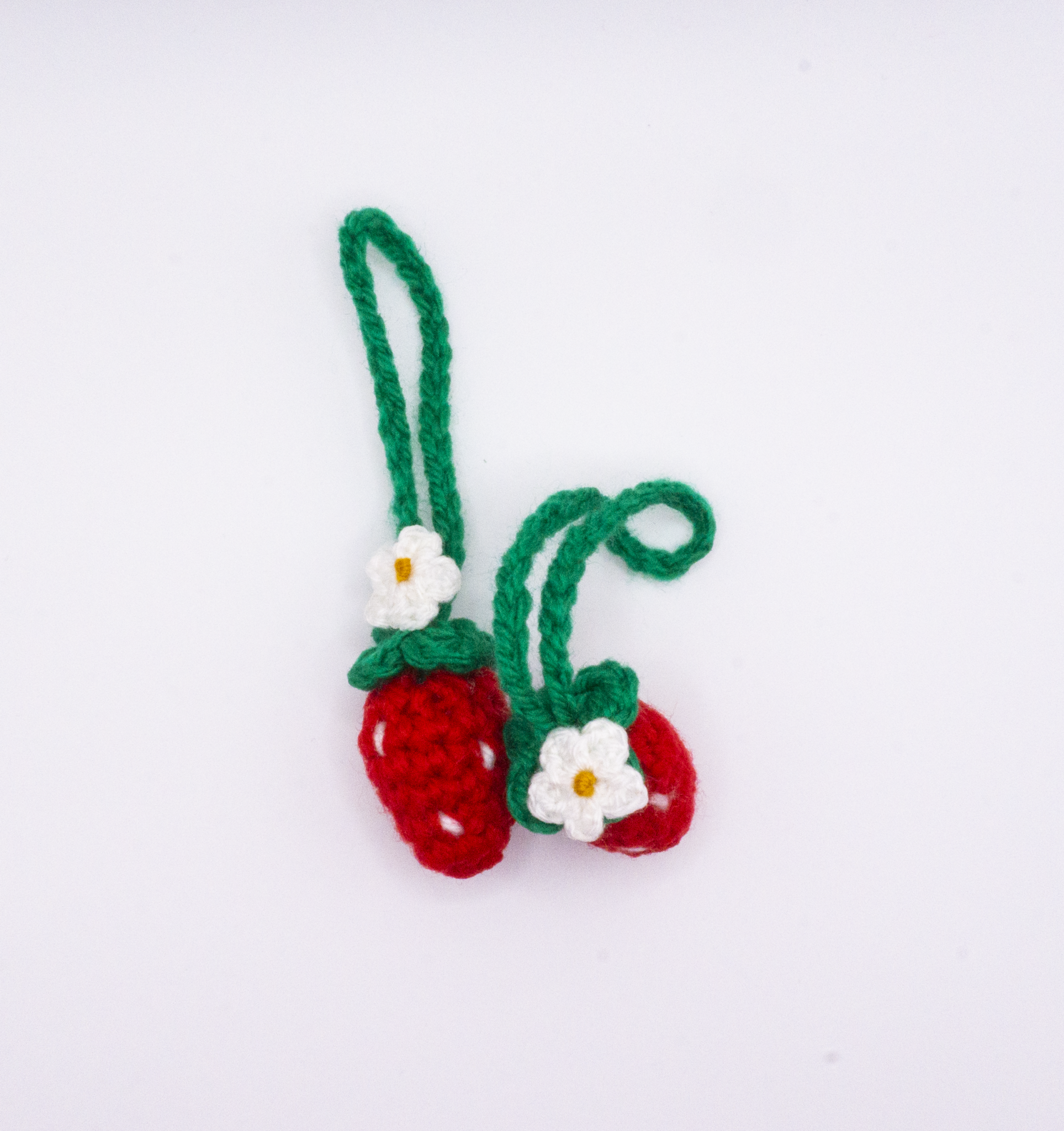 Crochet Strawberry Bag Charm Pattern - Free Pattern - Jess Crafting