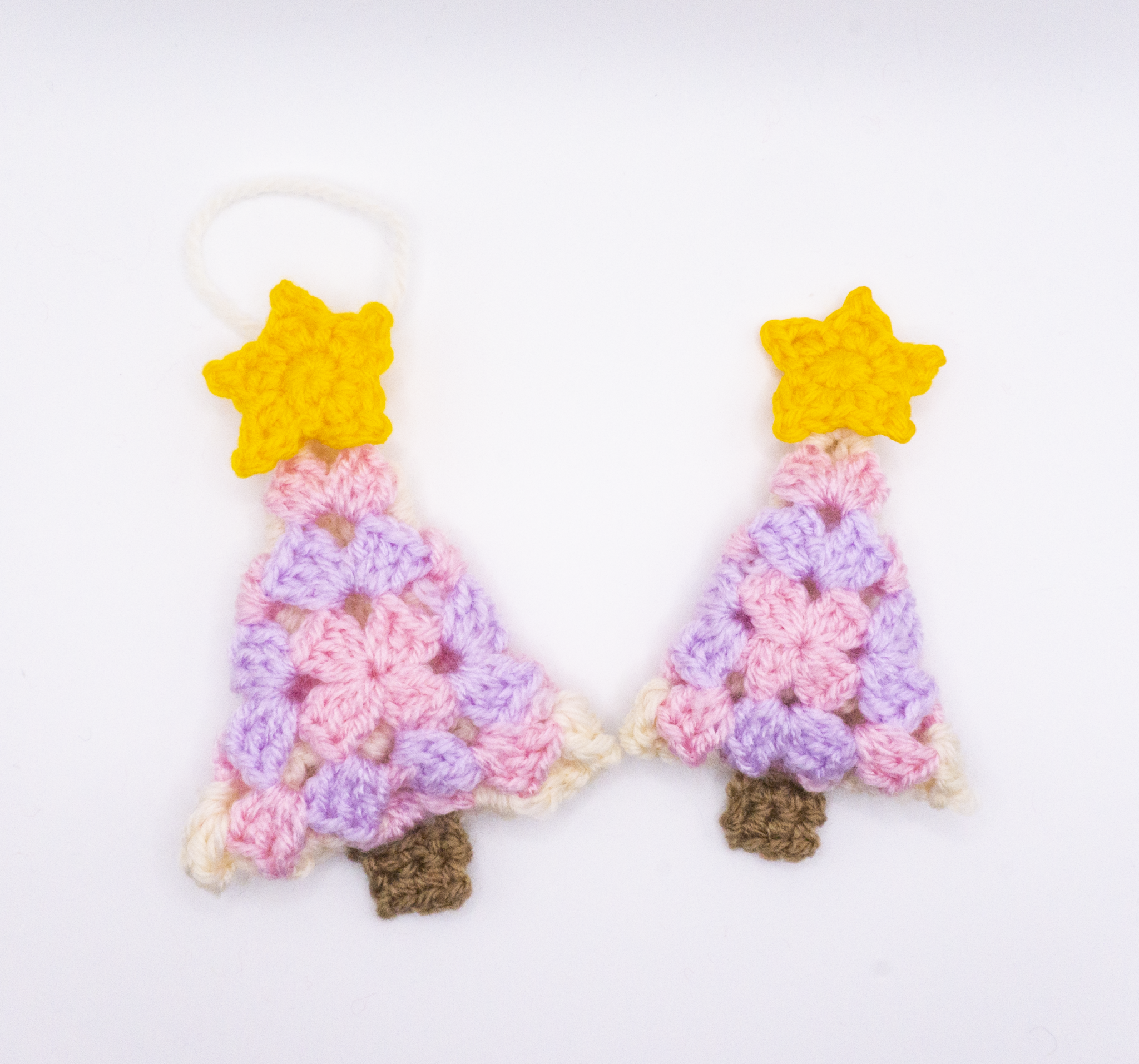 Granny Square Tree Ornament - Free Pattern - Jess Crafting